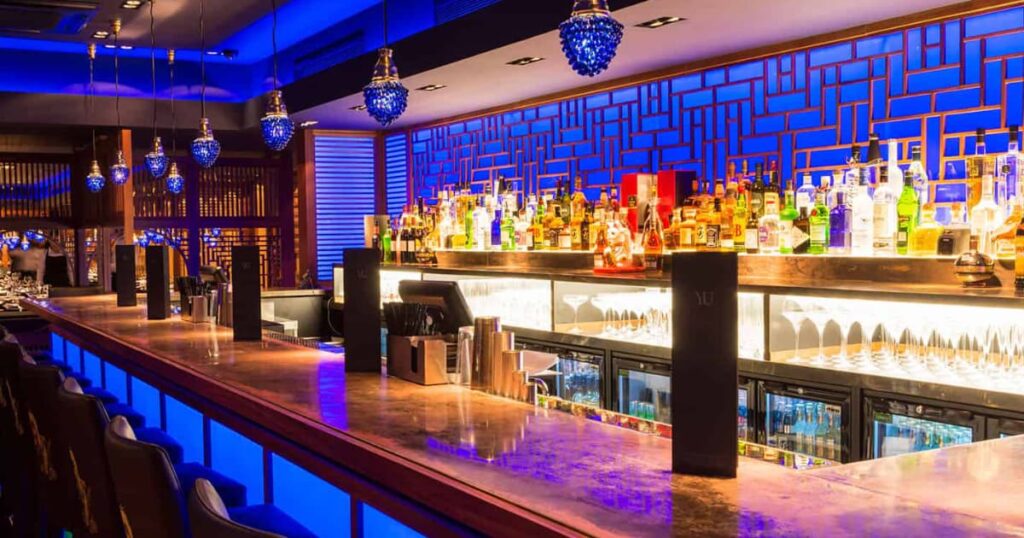 Elevating the Customer’s Experience with Commercial Bar Design ...